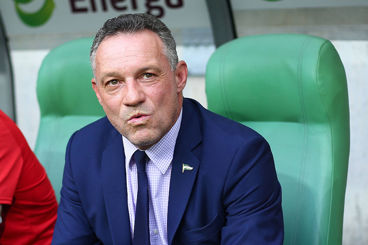 Piotr Nowak zaprezentowany jako nowy trener Jagiellonii. "Nie pozwalam ...