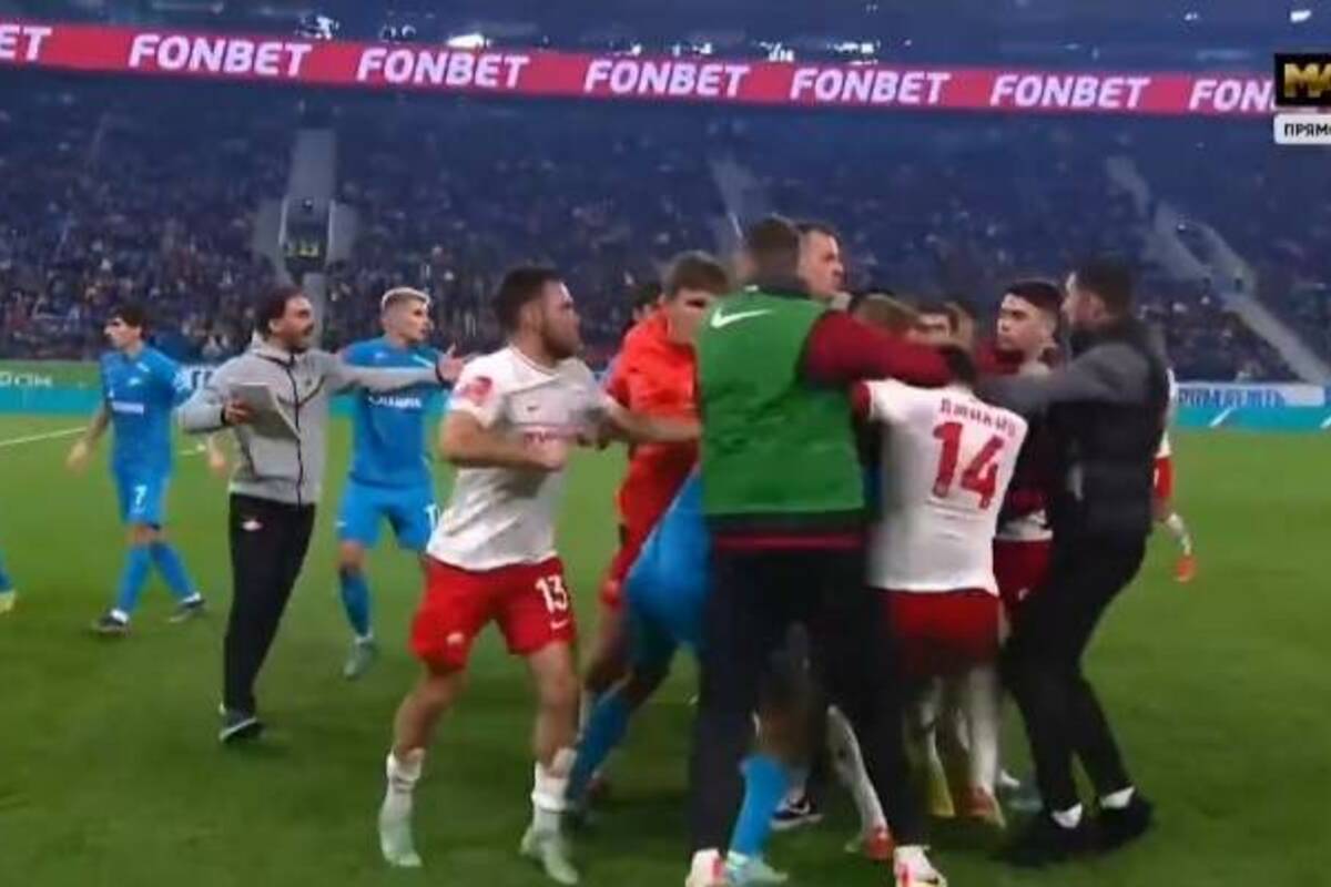 Wielka bójka w meczu rosyjskich drużyn! Maciej Rybus jednym z ... Wielka bójka w meczu rosyjskich drużyn! Maciej Rybus jednym z ...