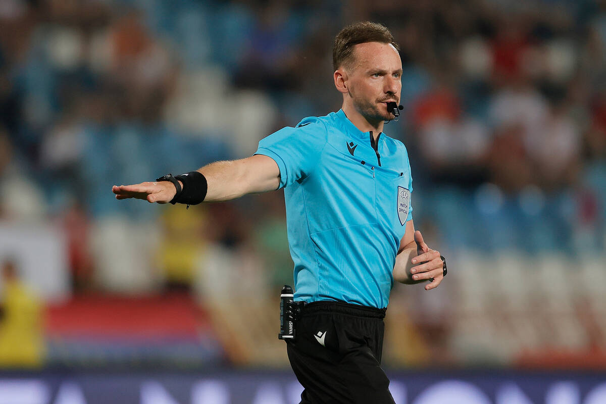 Raczkowski skrzywdził Lecha i... posędziuje w Europie. Polscy sędziowie ...