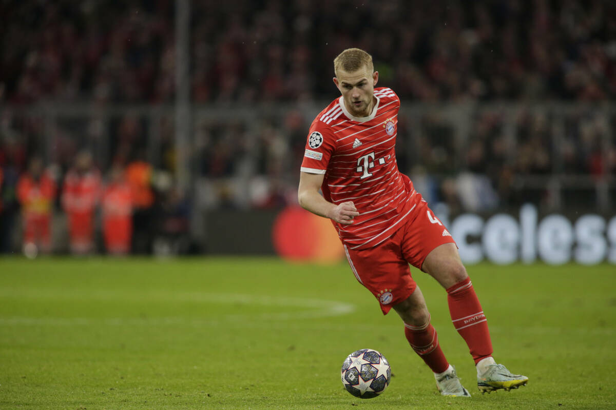 Manchester United złożył ofertę za De Ligta! Bayern nawet się nie ...