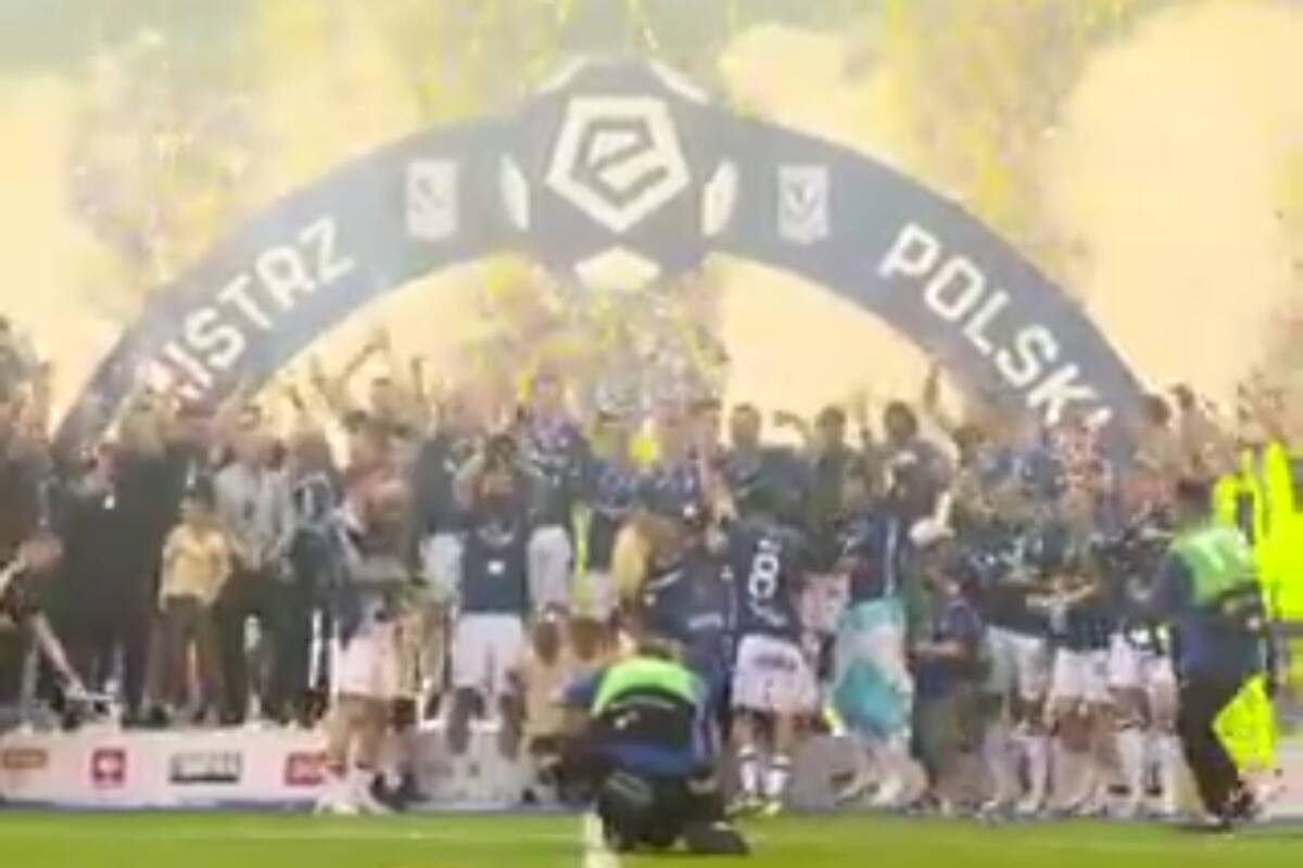 Lech odebrał mistrzostwo Polski. Poznań świętuje tytuł [WIDEO]
